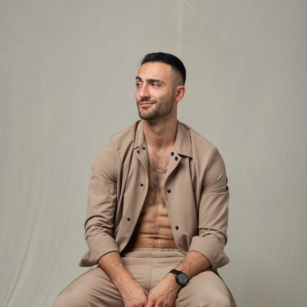 Lee Cole - South Africa's Rising Pop Star | The Go-To Guy