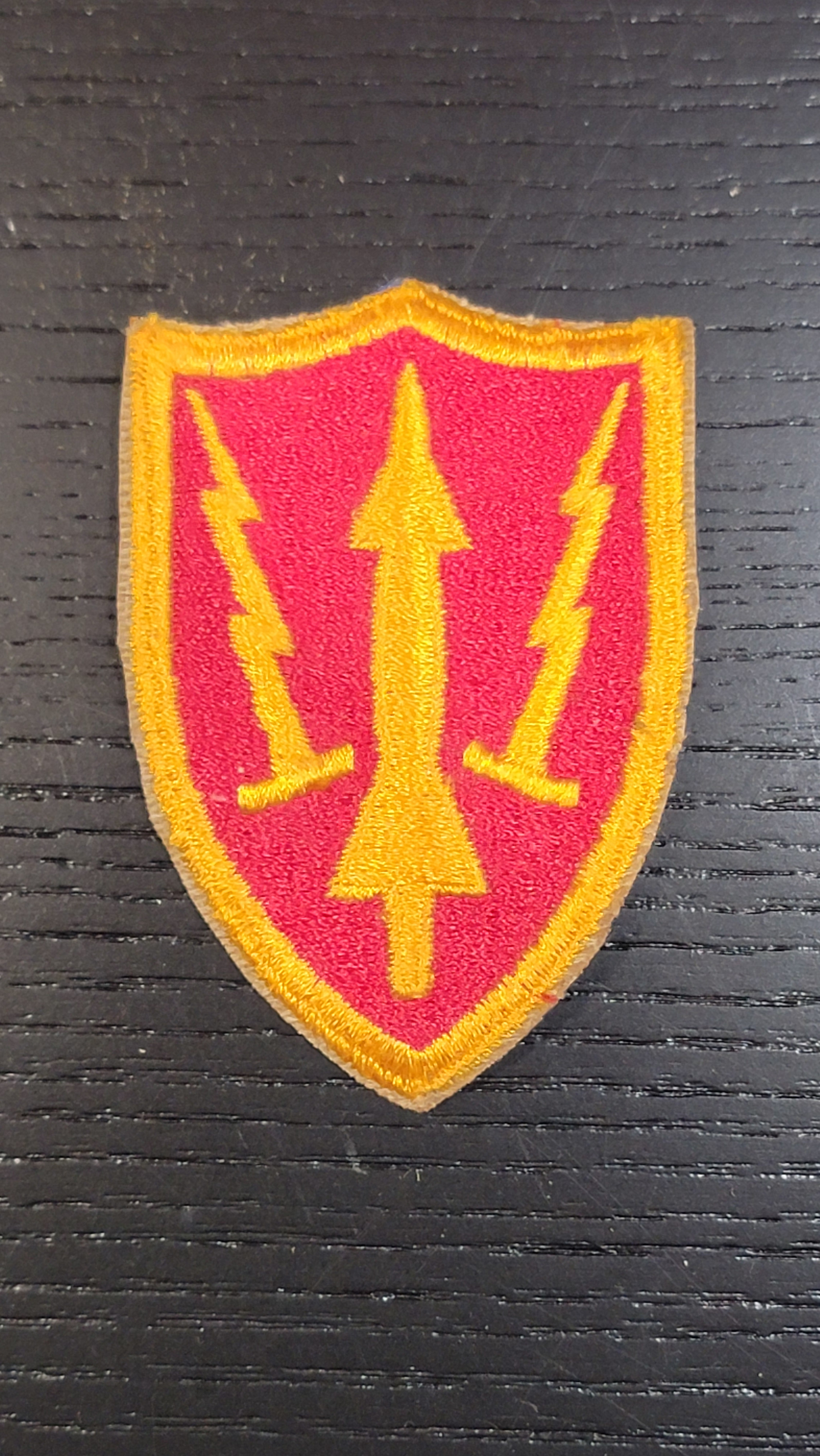 original-us-army-air-defense-command-patch-cut-edge-109