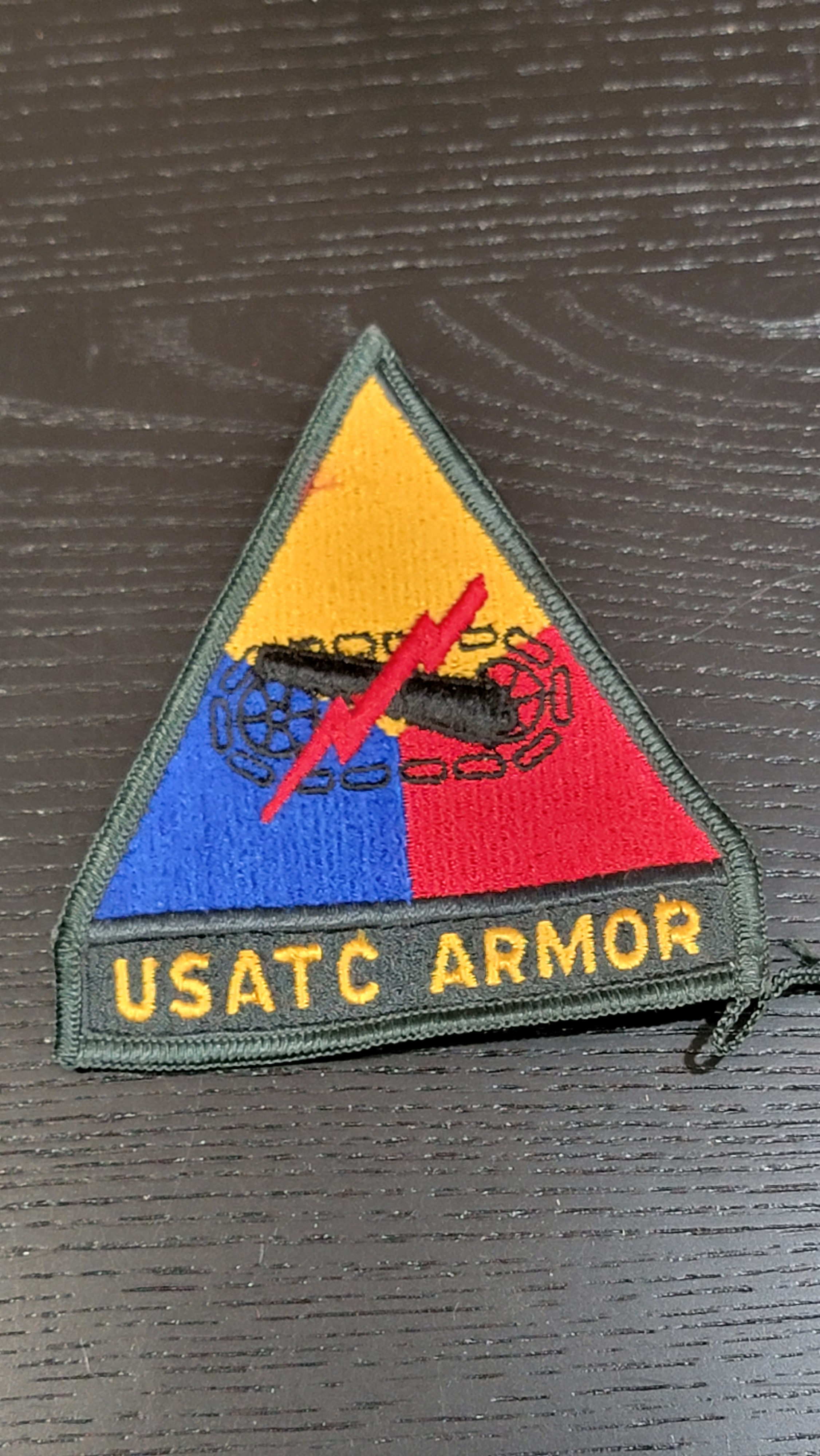 1950s-vietnam-us-army-tank-triangle-usatc-armor-training-center-patch