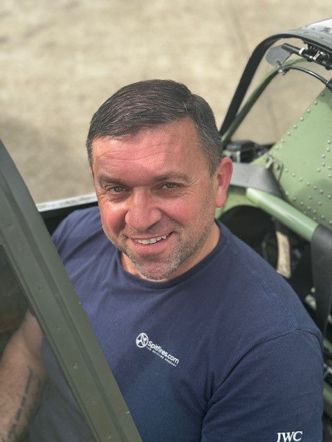 GerryJones | Experienced Spitfire Pilot & Instructor
