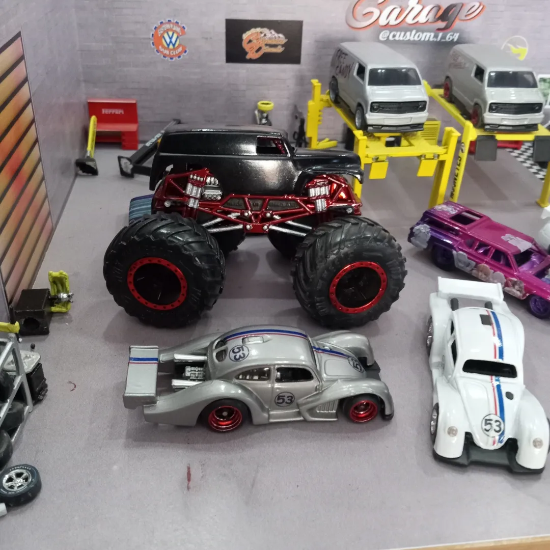 Home | Custom 164 Garage