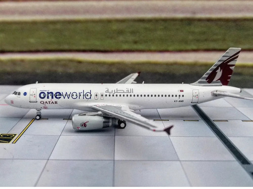PANDA MODELS QATAR AIRBUS A320-200 A7-AHO 1/400 | wings400