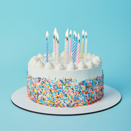 Hundreds & Thousands Cake | Emilia's Cakes