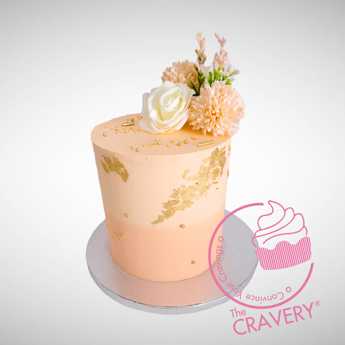 GOLD DUSTED CAKE | THE CRVAERY CAKES