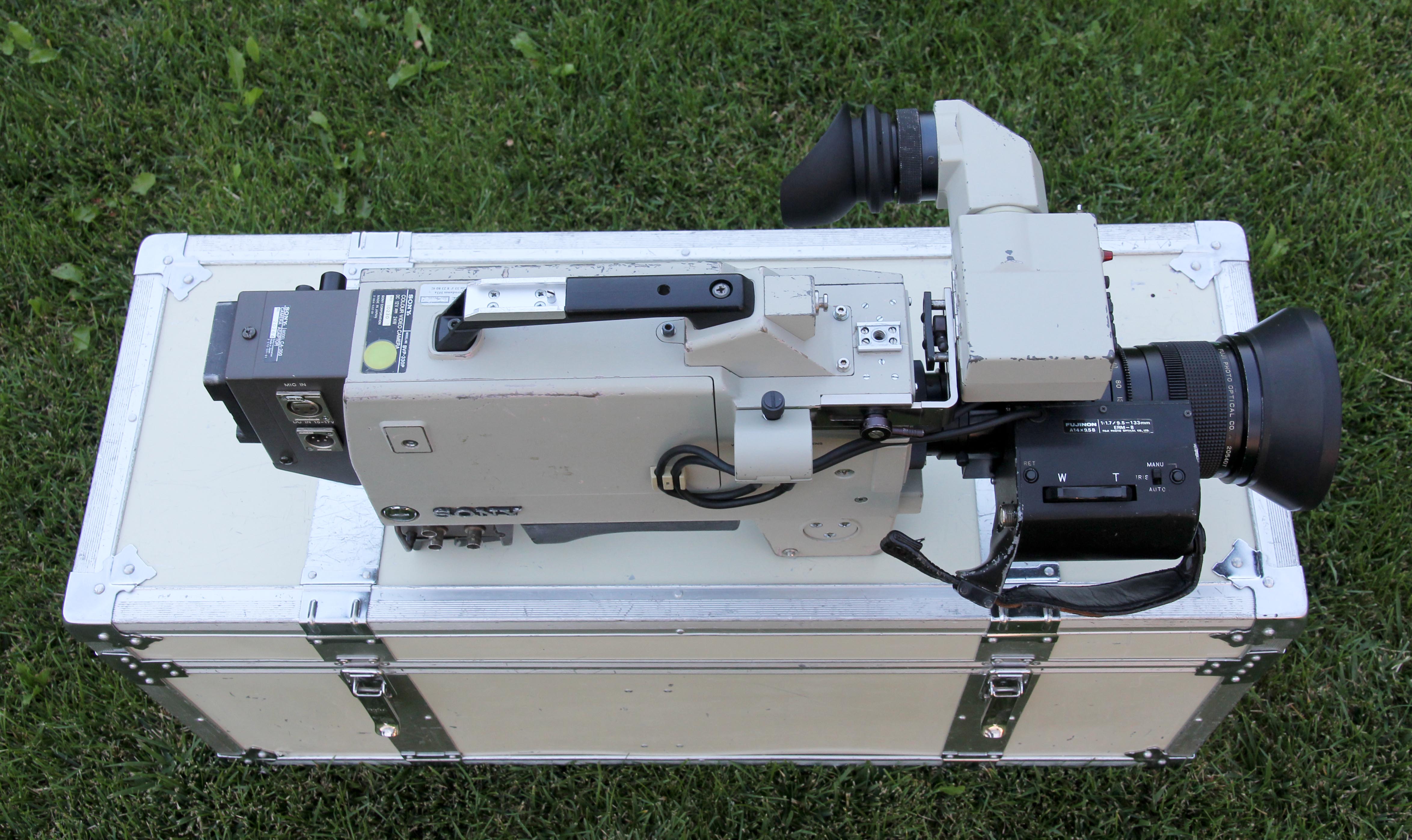 Sony BVP-330 | engcameracollection