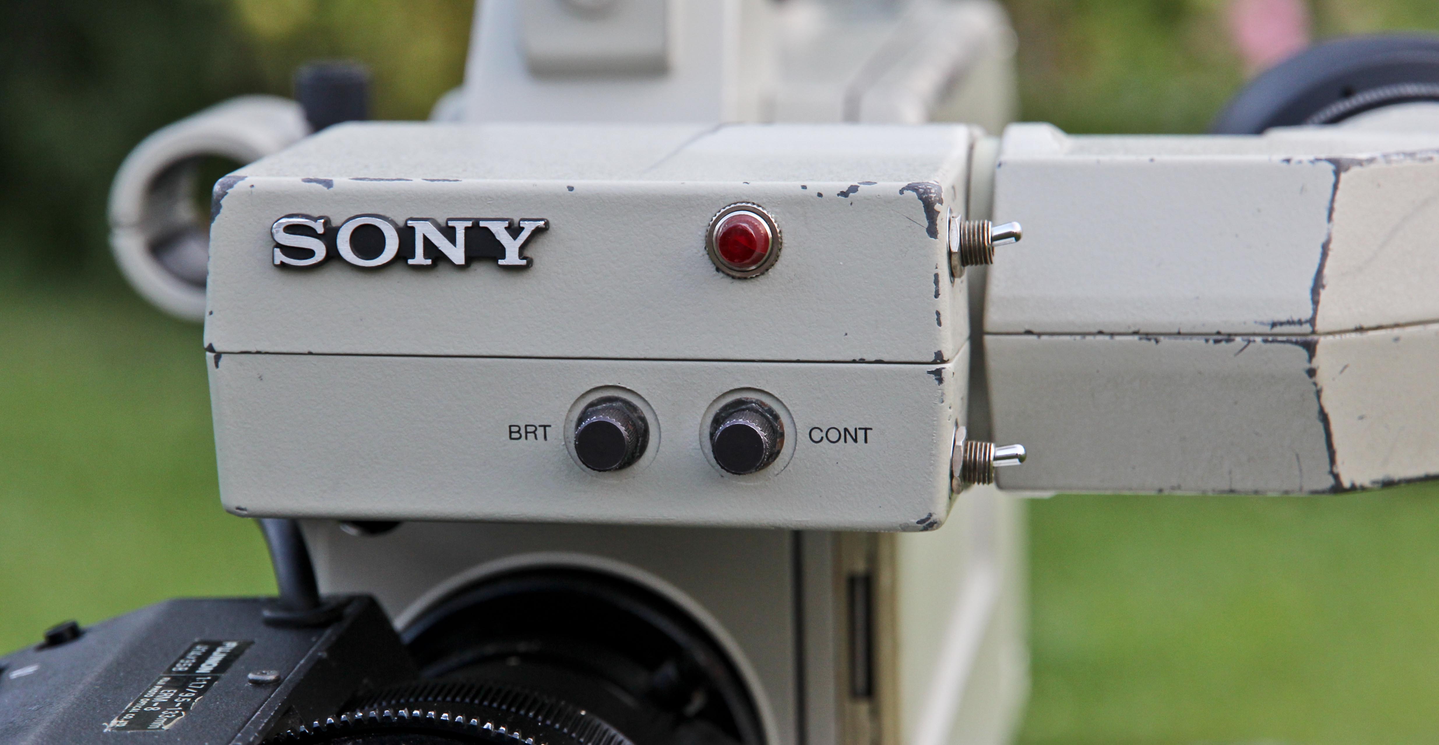 Sony BVP-330 | engcameracollection