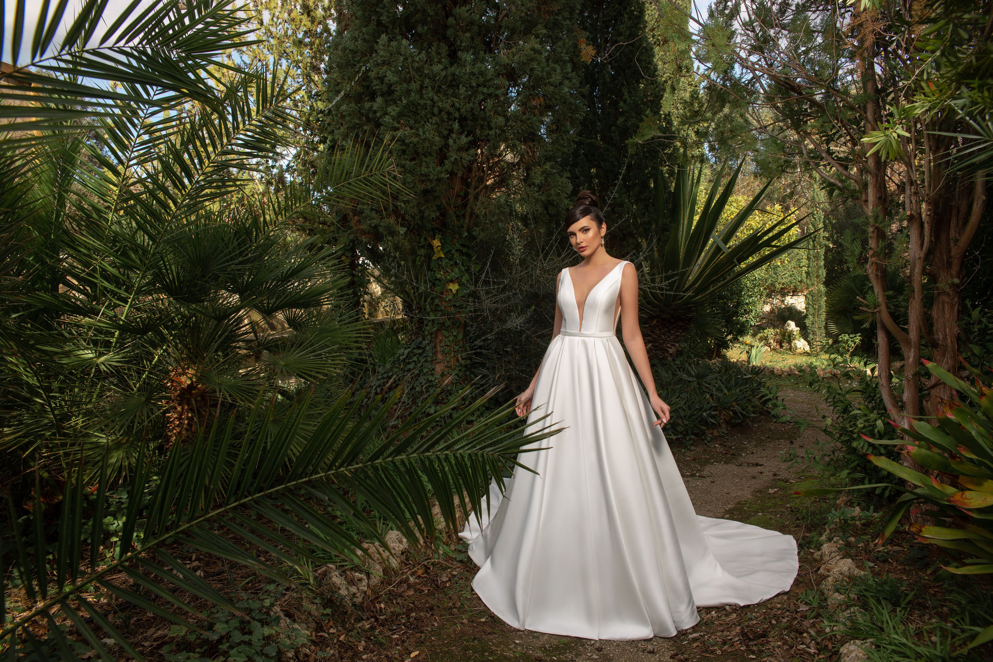 Wedding Dresses Shops, Dubai Bridal Showroom, Bridal Boutique ...