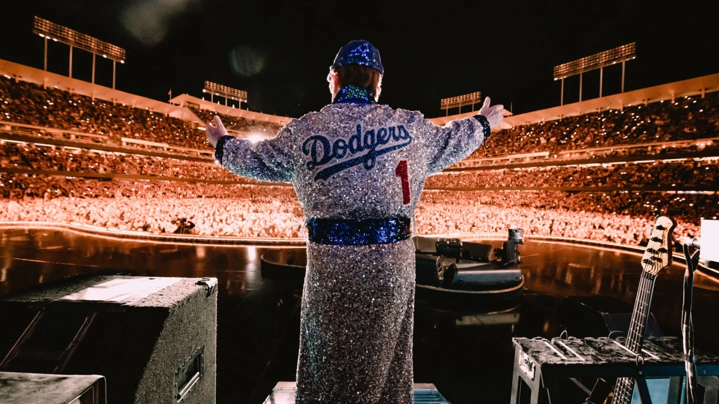 Last Show in US | Contextualines