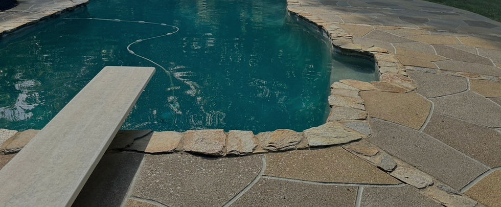 Concrete Resurfacing vs Concrete Overlays | RenuKrete