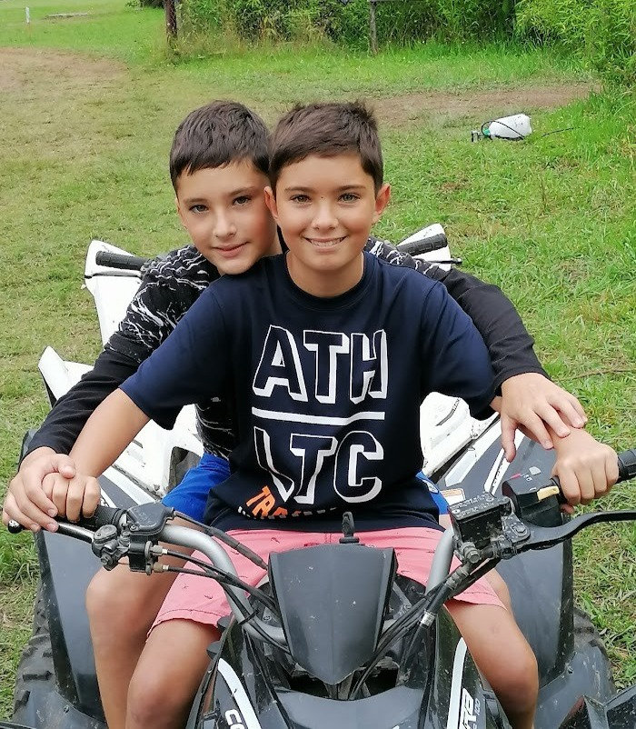 Josh and Shai Mirlas - BM Mitzvah