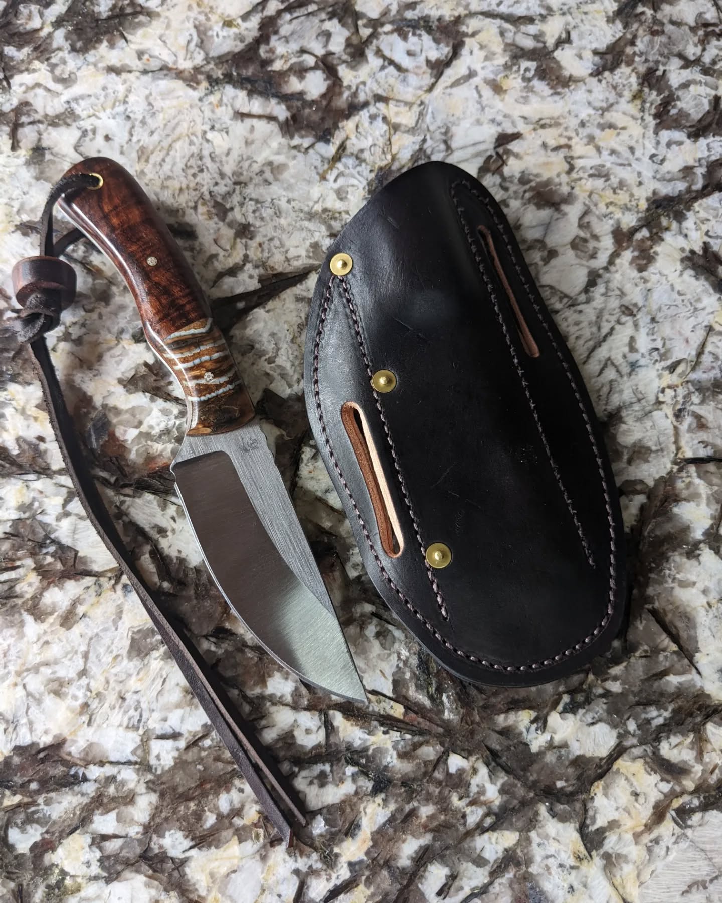 Custom Sheaths | website