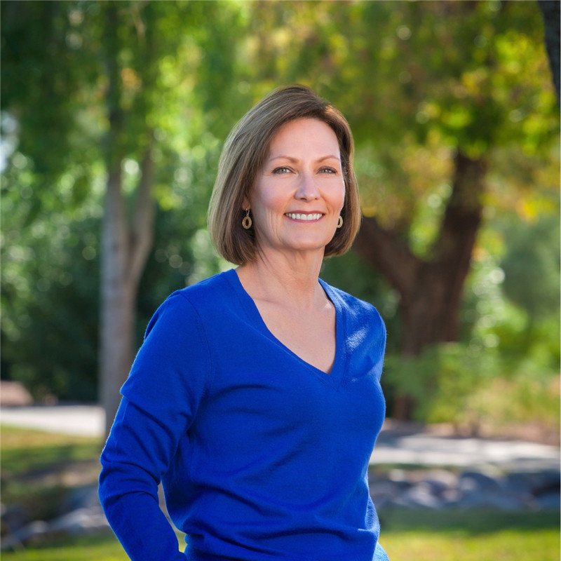 JENNIFER THOMPSON | FAKnostics