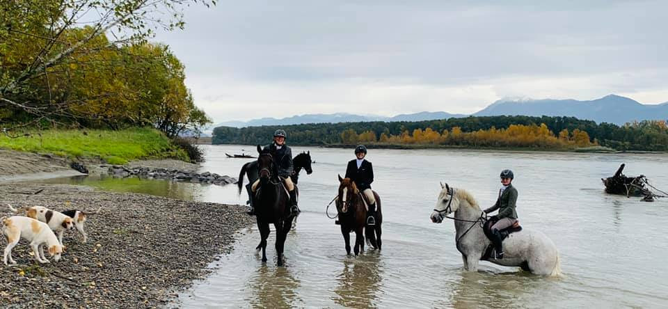 Kerkhoven's Farm Meet | Fraser Valley Hunt