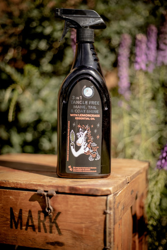 3 in 1 Tangle Free Mane, Tail & Coat Shine | Stable Environment