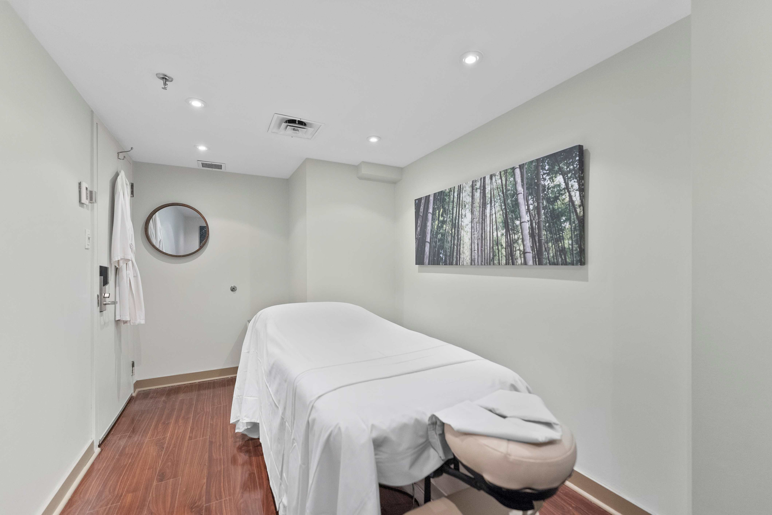 MASSAGE THERAPISTS | Registered Massage Therapy OTTAWA | relax.Luxe