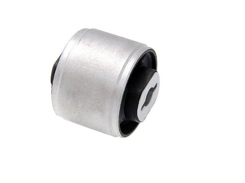 VOLVO - BUJE INFERIOR YUGO TRASERO | CARFAST EUROPA