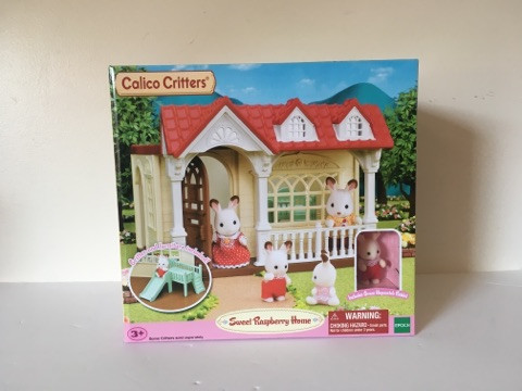 Calico Critters Sweet Raspberry Home UPC #020373218437 | Hobby House Toys