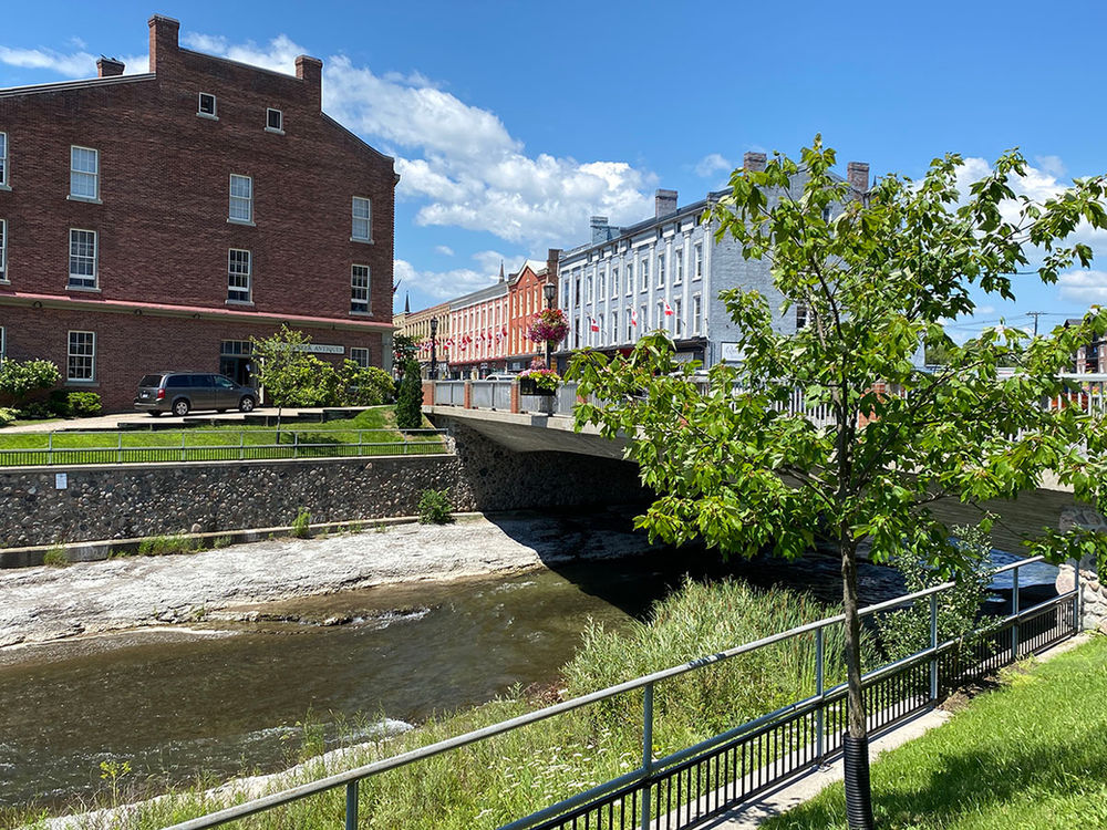 Road trip around Port Hope to discover its river!