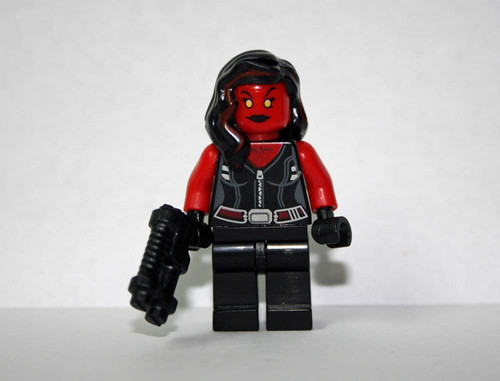 Red She-Hulk Minifigure She Hulk | minifigureoutlet