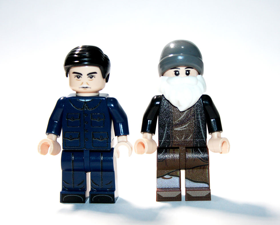 Dictator Pol Pot and Leonardo da Vinci minifigure set | minifigureoutlet