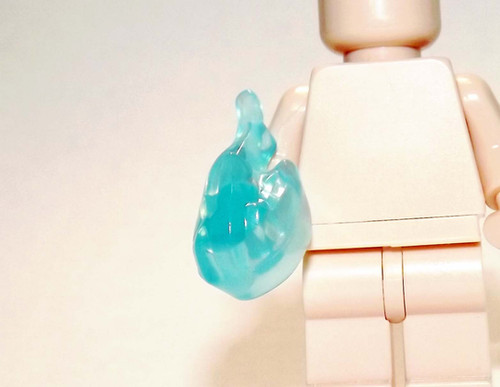 Hand Flame Weapon Light Blue for minifigure | minifigureoutlet