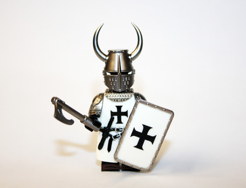 Teutonic Order Knight DELUXE with Axe Castle soldier Minifigure ...