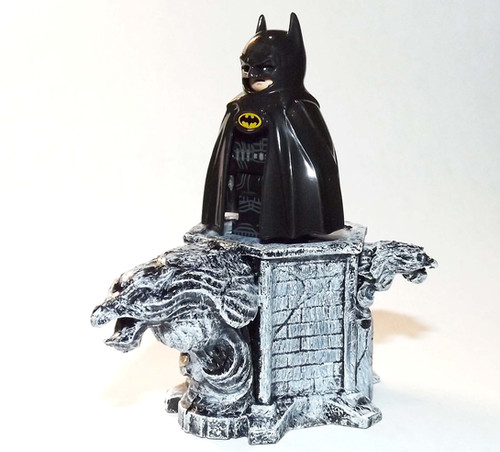 Batman Base Deluxe gargoyle Base only Minifigure | minifigureoutlet