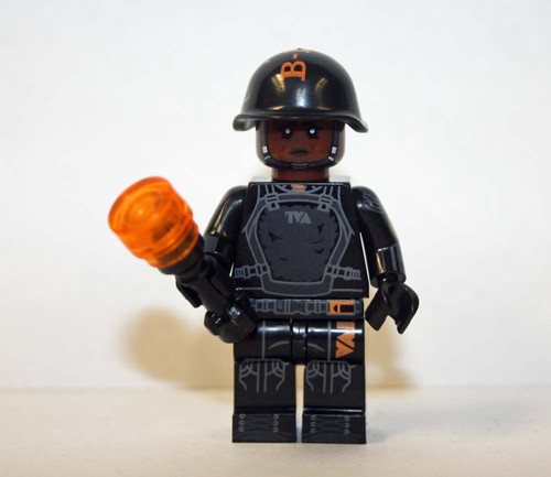 Hunter B-15 - Loki TV Show Minifigure | minifigureoutlet