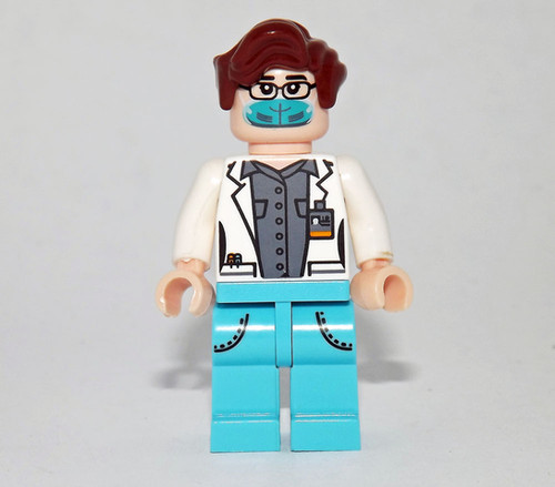 Male Doctor in mask Hospital Minifigure A | minifigureoutlet