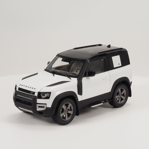 DEFENDER 90 SCALE MODEL 1:18 - FUJI WHITE | Land Rover Ottawa