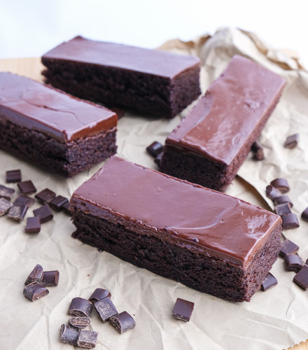 Chocolate fudge cake slice | Pivotal Foods