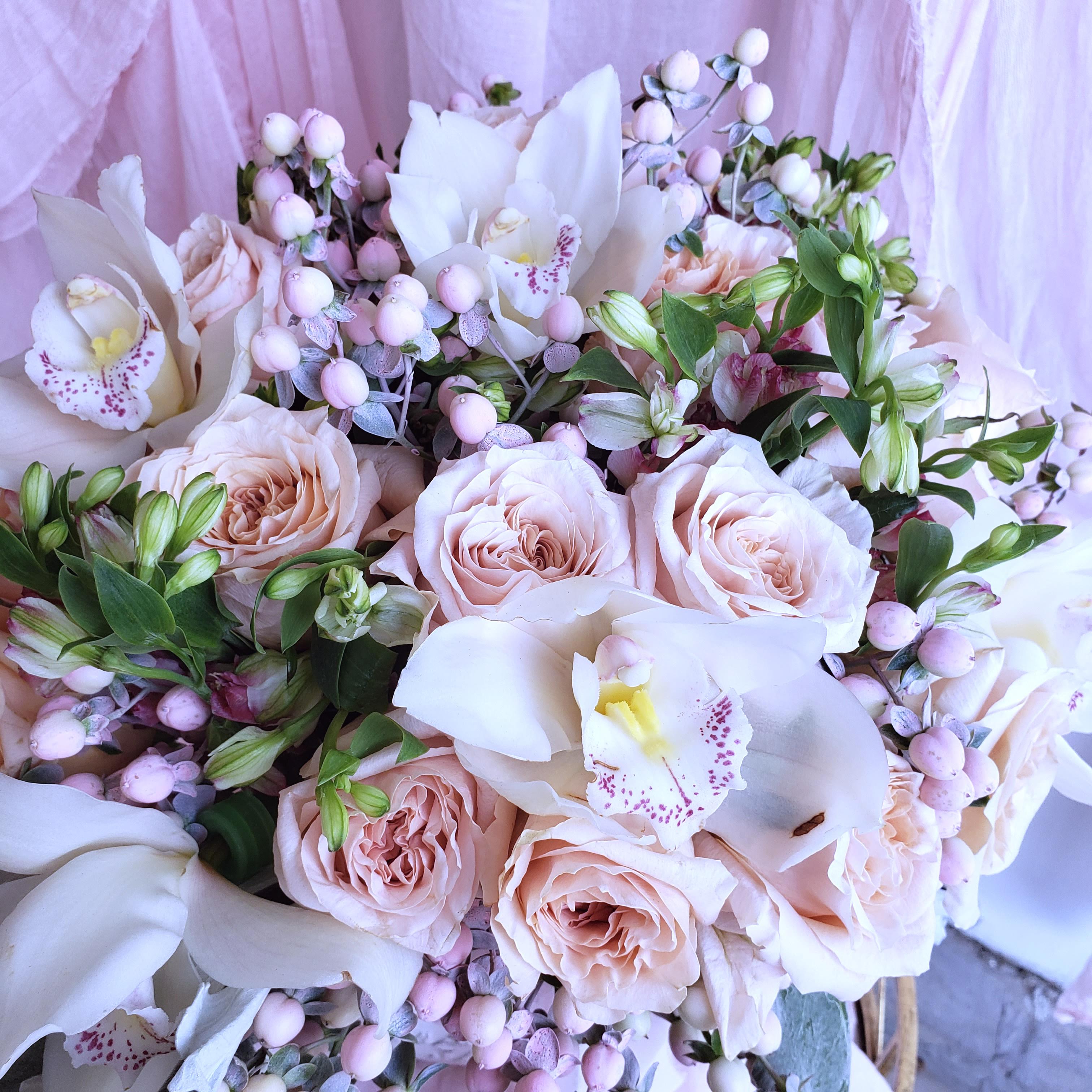 Event Designer | M Lora Designs