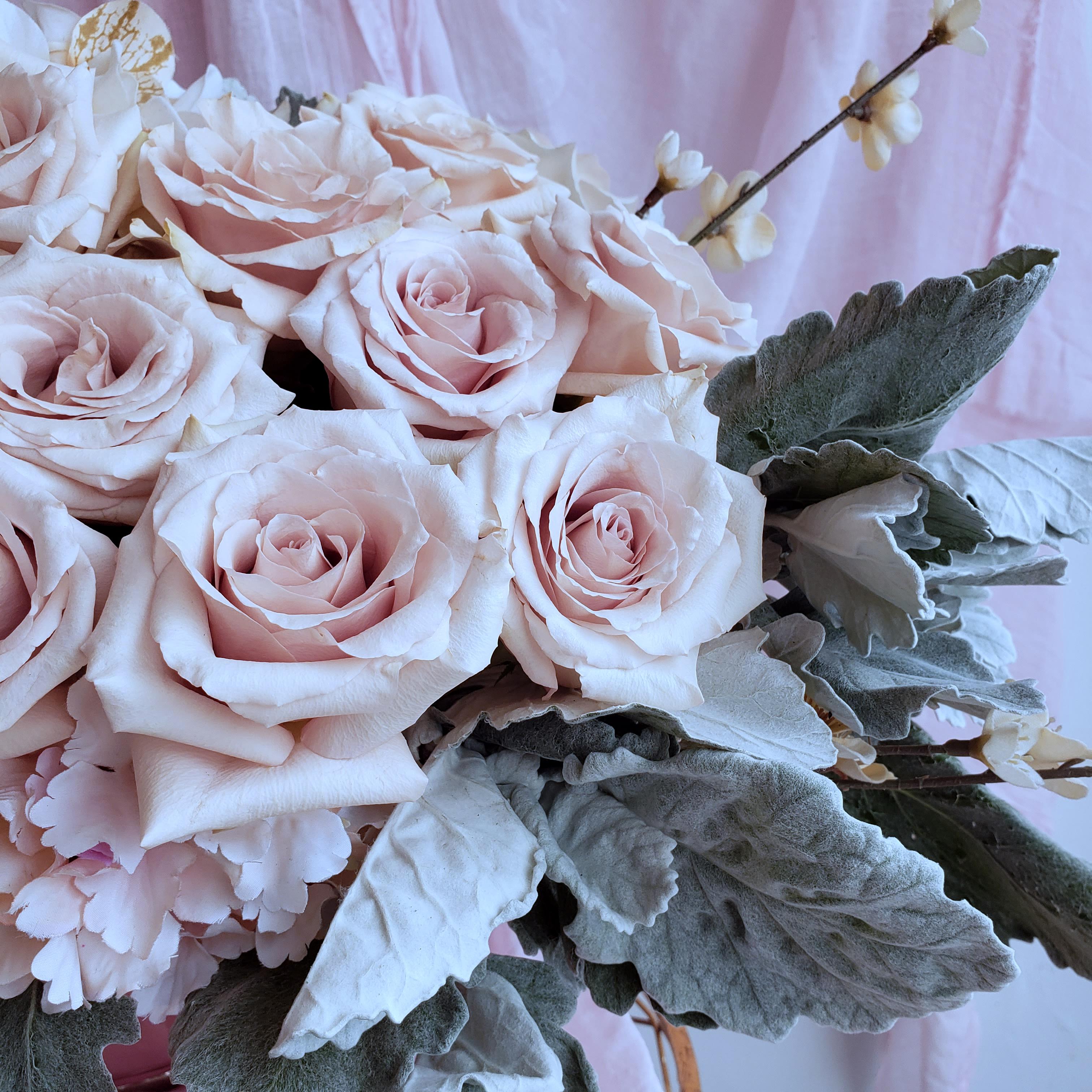 Event Designer | M Lora Designs