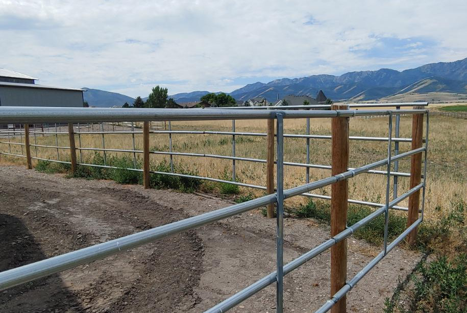 Continuous Fence | AgBoss Farm and Ranch Products