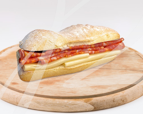 Panino salame piccante e formaggio: Snack pronti per bar