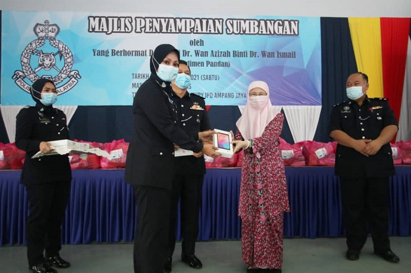 Sumbangan peranti pembelajaran di IPD Ampang, penghargaan kepada PDRM