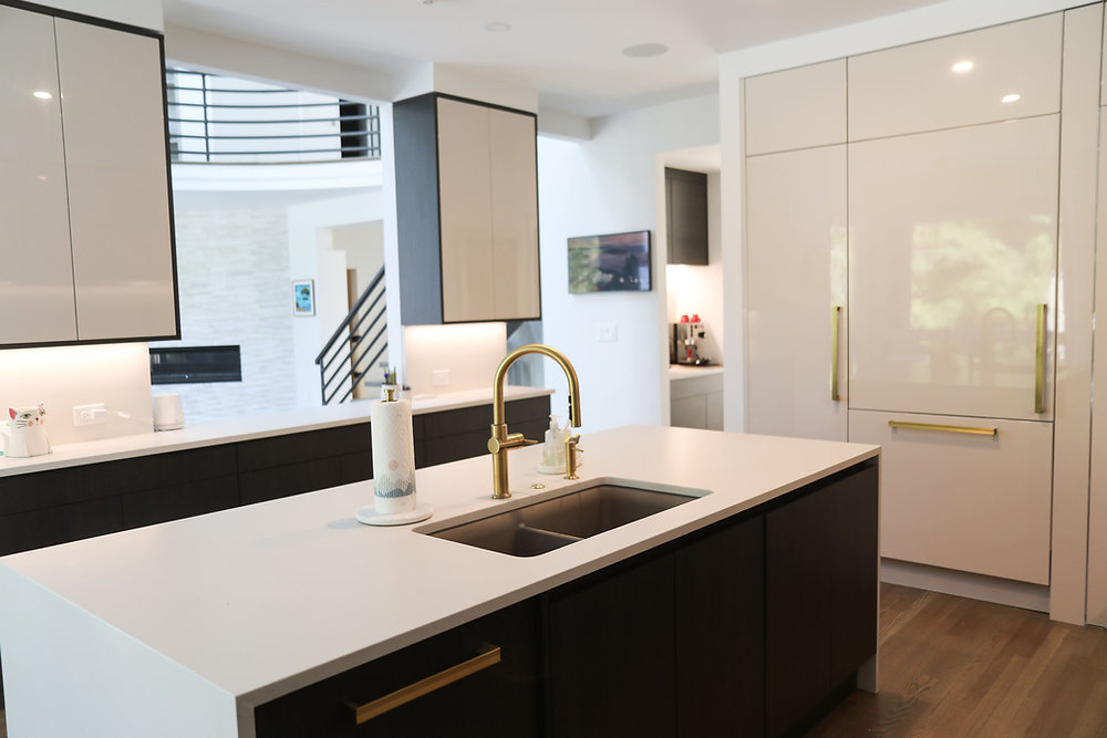 How to Make a Statement with a Modern Kitchen