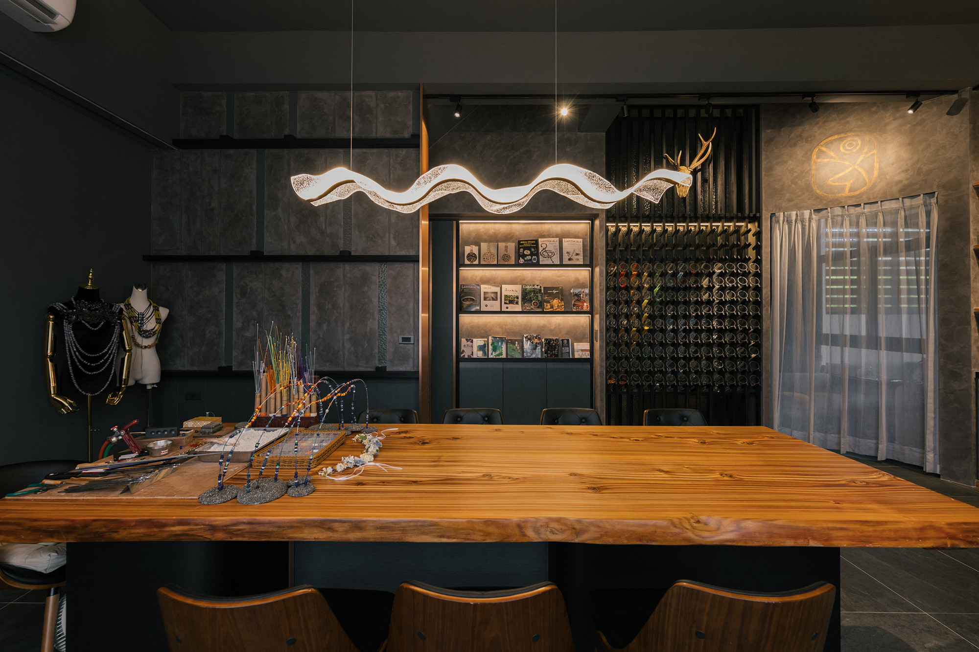 JIAO Glass Beads - Arch Design Award Winner