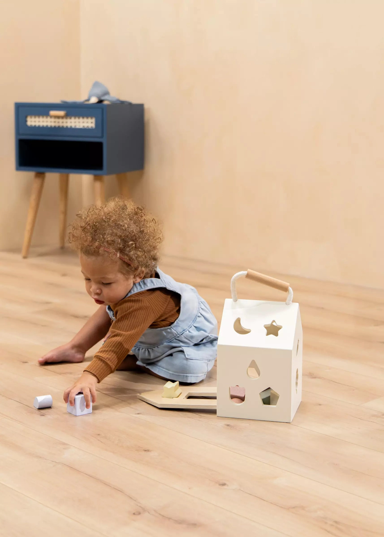 Coco Village - Wooden Shapes Sorting House | Blueberry kids