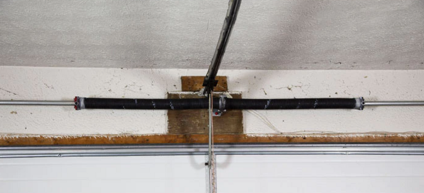 Guide to Garage Door Springs Replacement in Miami