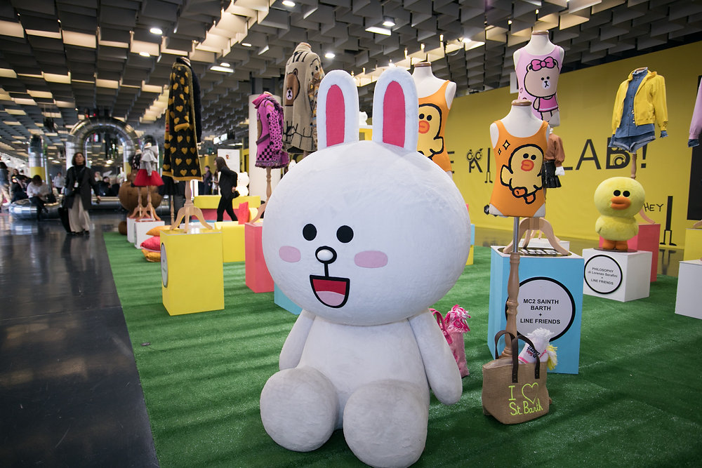 WILDBRAIN CPLG BROKERS EXCLUSIVE LINE FRIENDS MULTI-DESIGNER CAPSULE ...