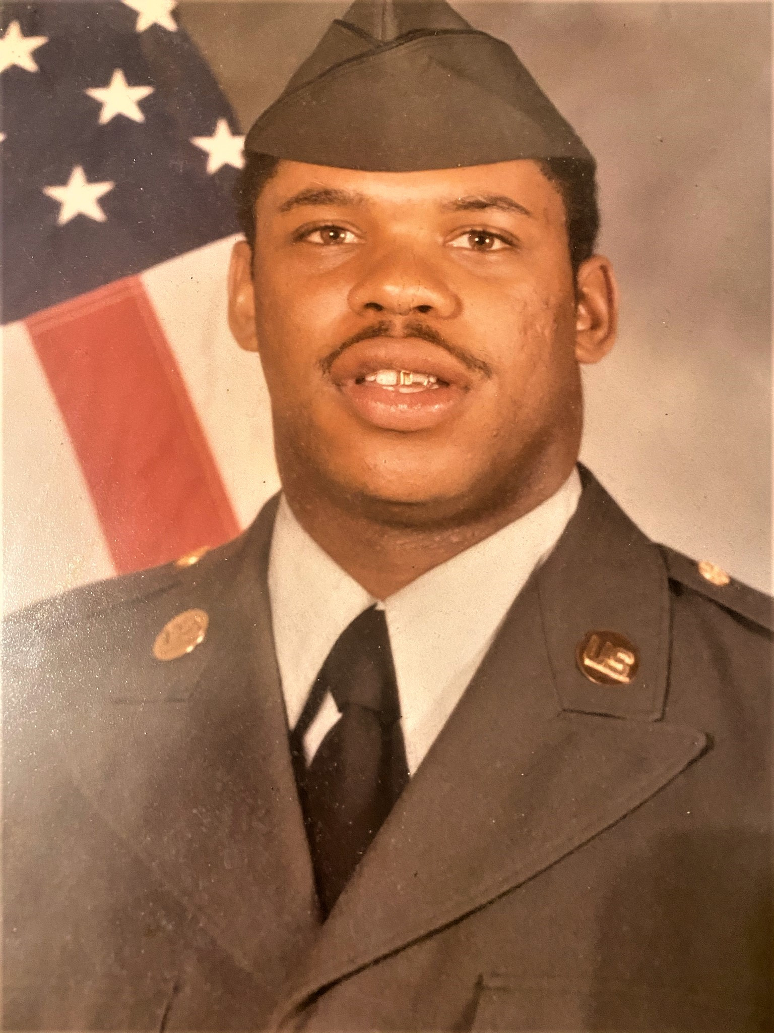 Luster Mitchell Dix, Jr.