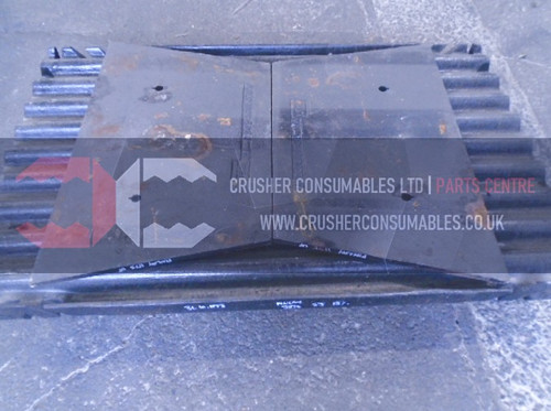 31.10.0868 UPPER CHEEK PLATE FOR 2 LINER MACHINE 14% MN | TEREX FINLAY ...
