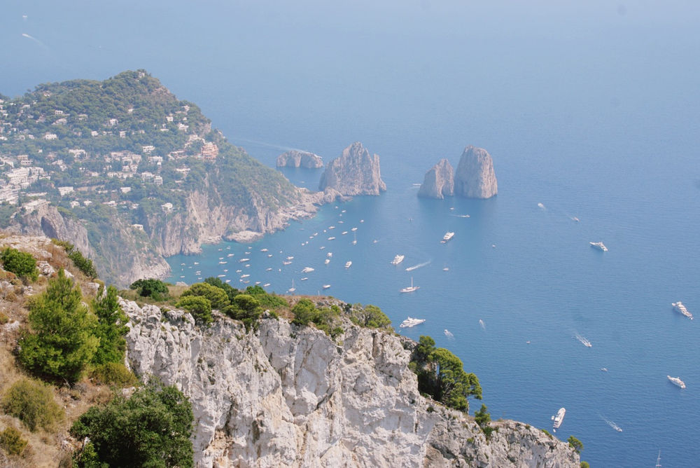 POSITANO & CAPRI TRAVEL GUIDE