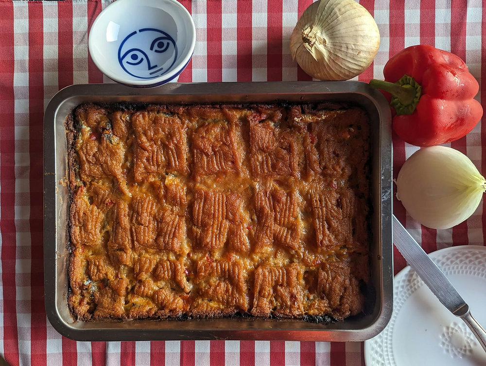 EMPANADA DE MILLO (MAÍZ) CON XOUBAS DE RIANXO (SARDINILLAS)