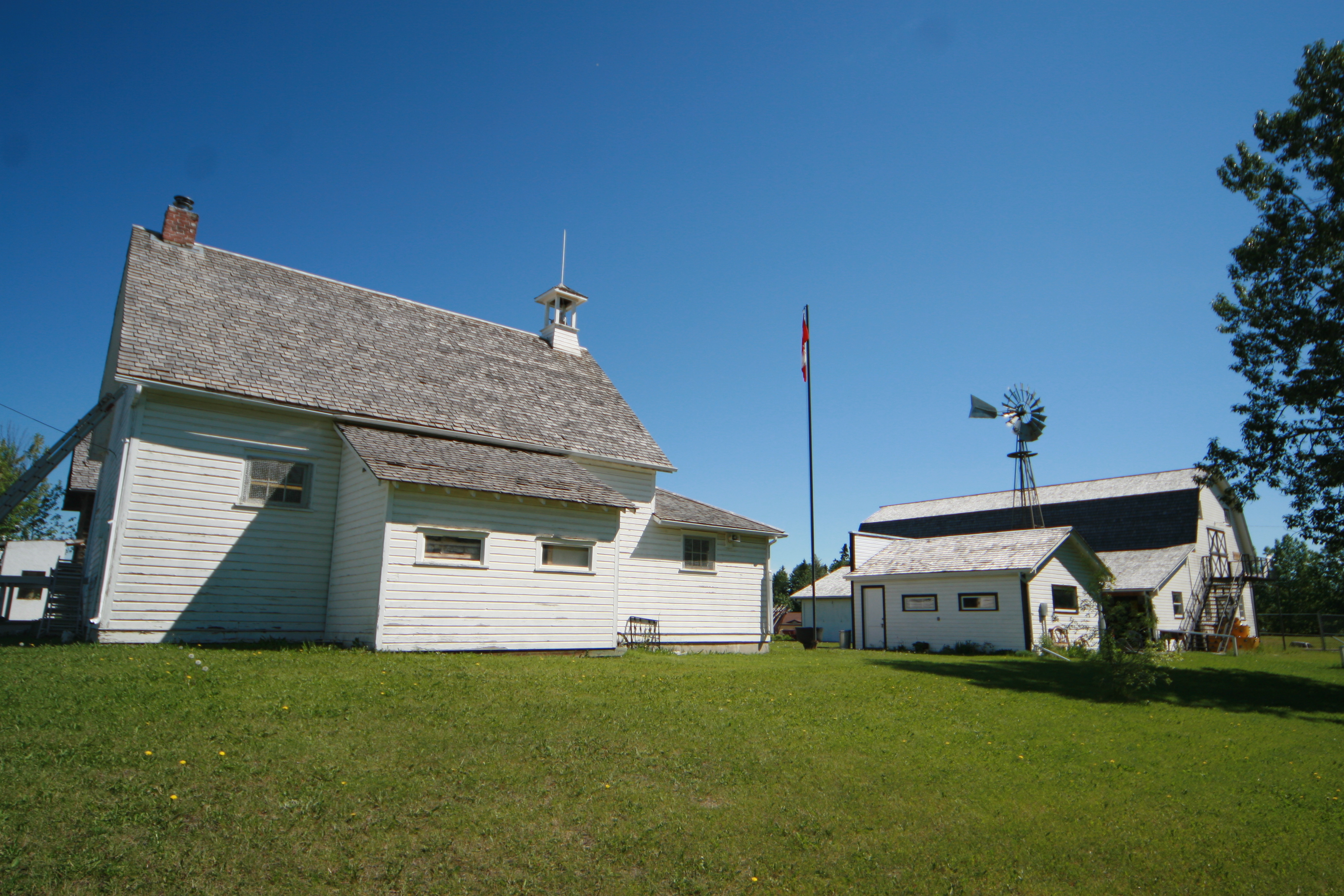 Sundre Museum - Pioneer Village