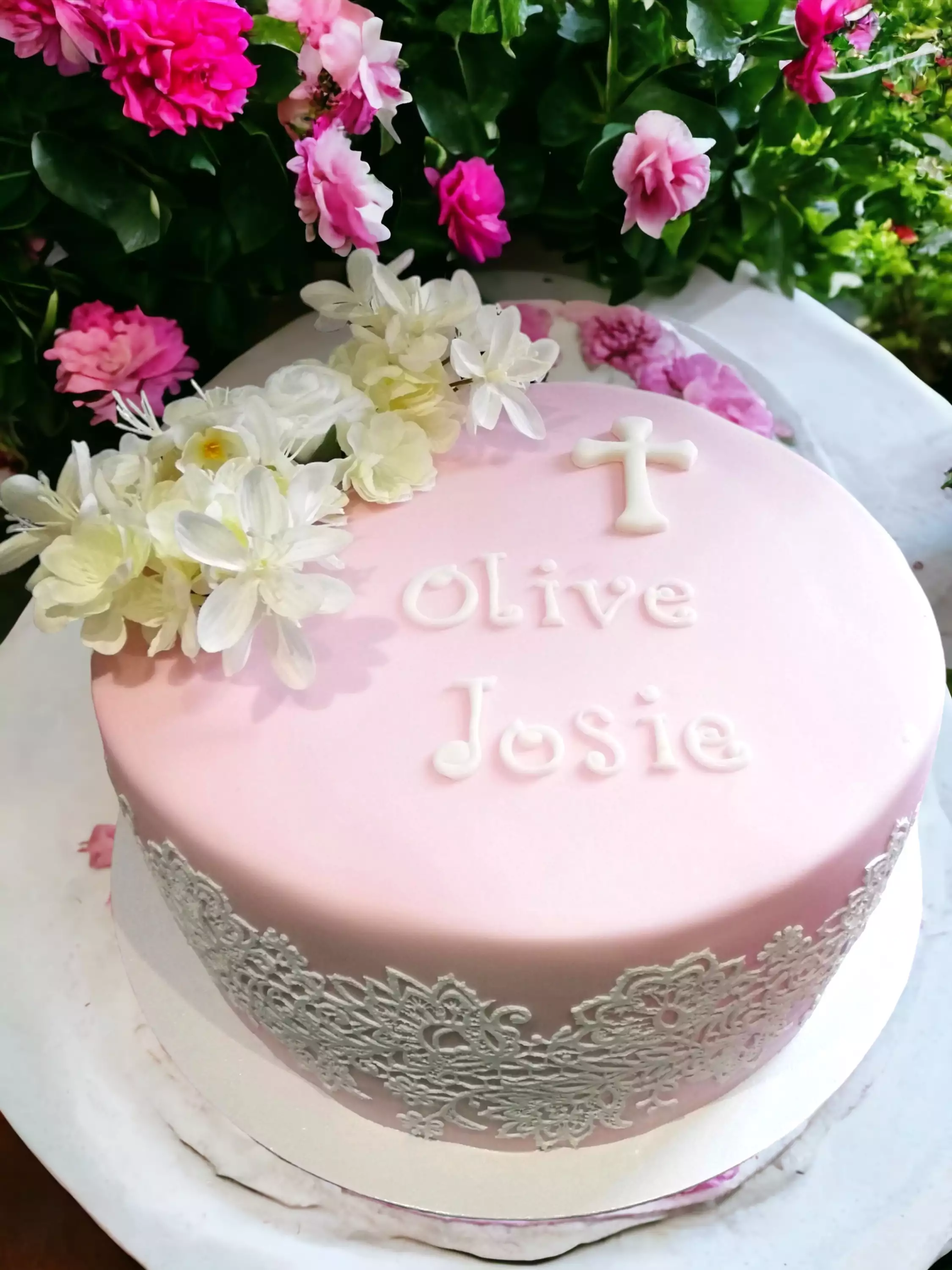 Cakes and treats in Halifax United Kingdom| Juliette's cakes and treats