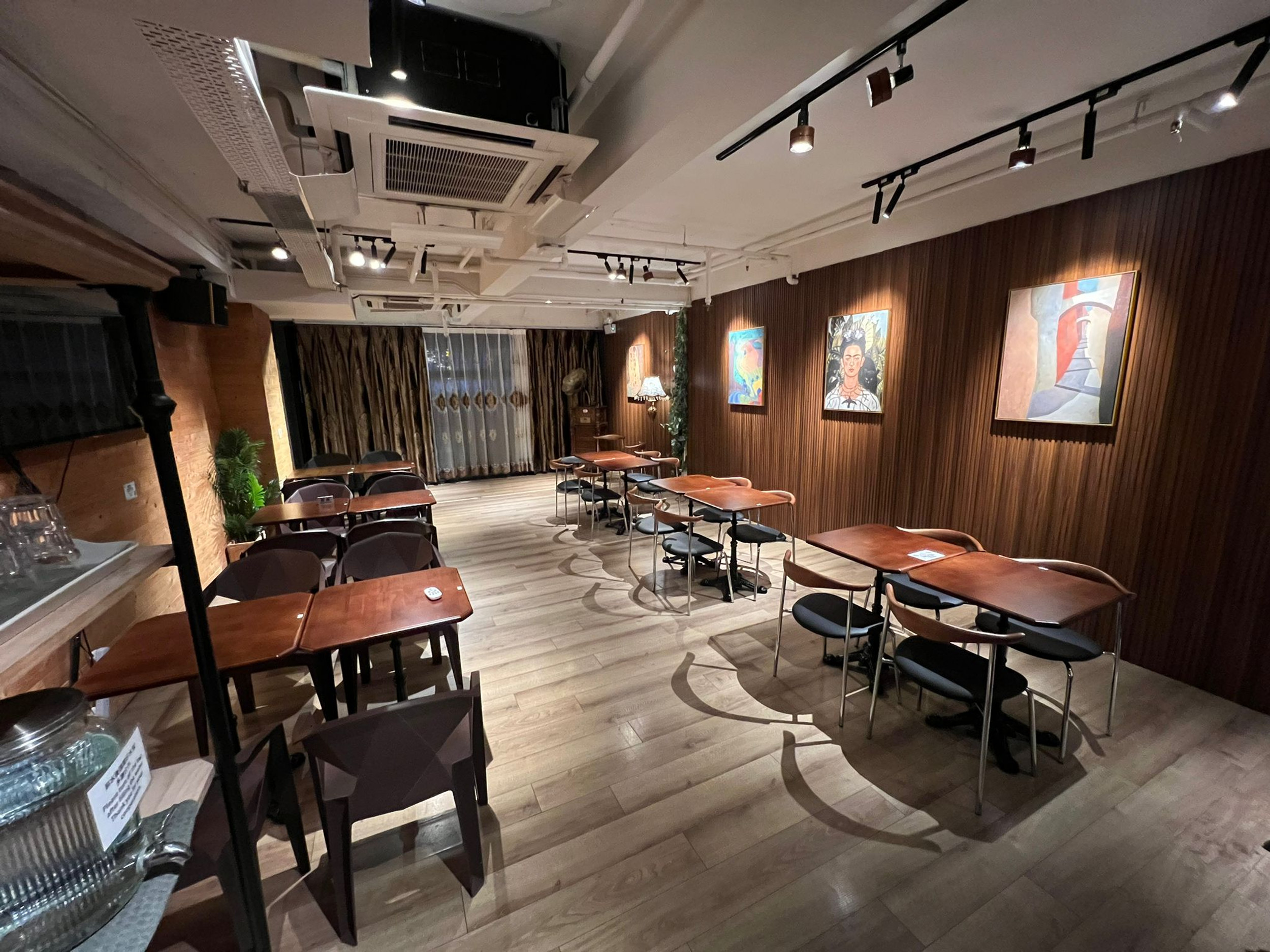 H Coffee & Shop | The Corner @ wanchai 灣仔樓上咖啡