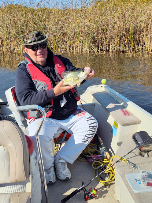 Fish Tales Home | Fish Tales Fishing Club Illinois