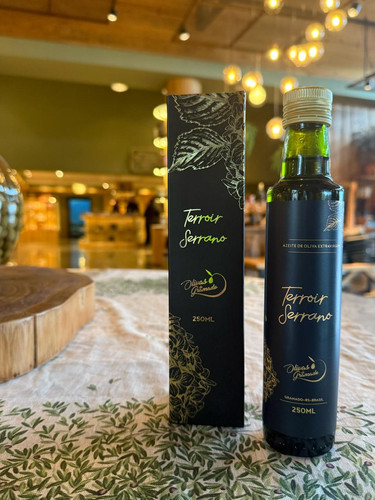 Azeite de Oliva Extravirgem Terroir Serrano 250ml SAFRA 2025 | Olivas ...